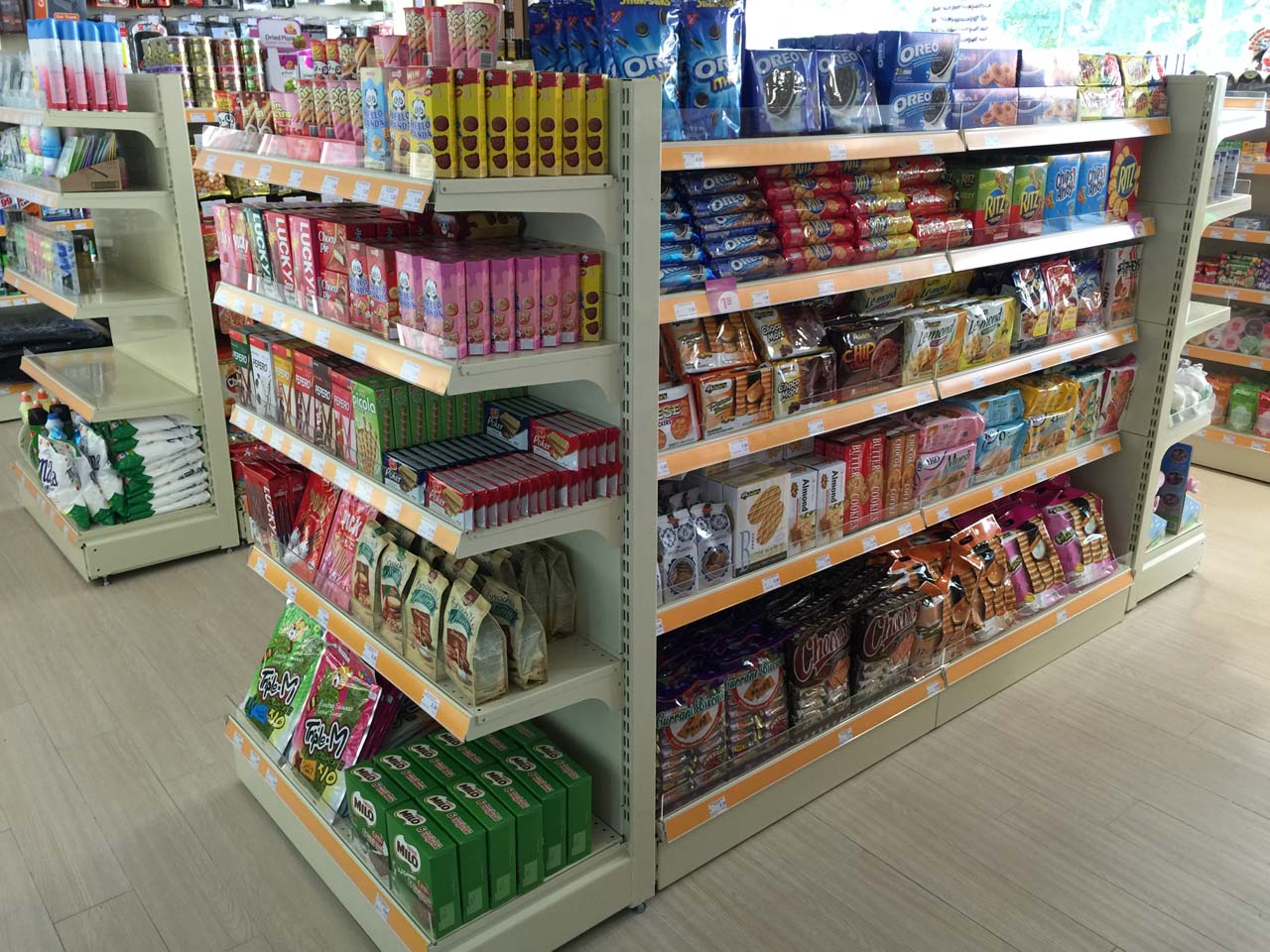 Convenience Store Shelving, Display Shelves for Small Shop - Austinco ...